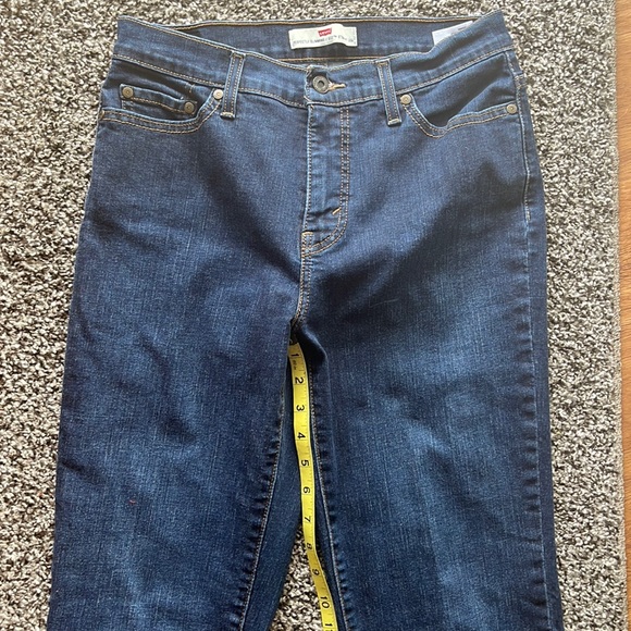 Levi's | Jeans | Levis Perfectly Slimming 52 Straight Leg Jeans | Poshmark